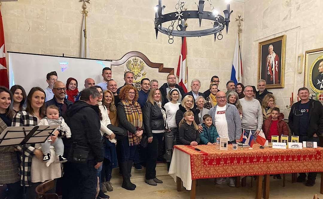 Vitez britke reči Peca Popović u sedištu malteških vitezova