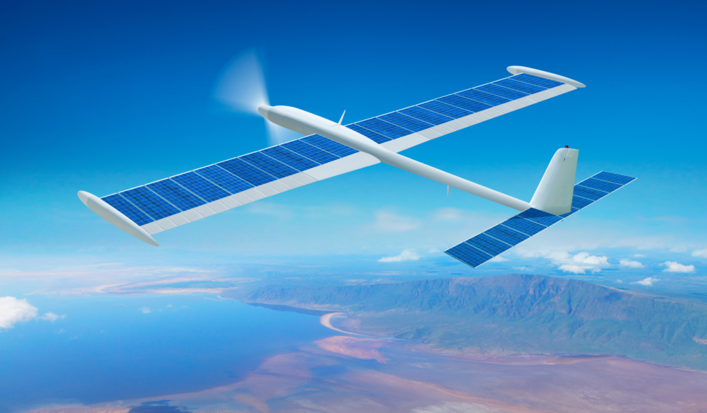 Švajcarski pilot Bertrand Piccard najavljuje put oko sveta u avionu na ...